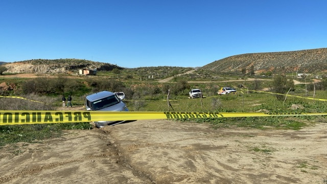 LOCALIZAN VEHÍCULO CON IMPACTOS DE ARMA DE FUEGO EN EL TESTERAZO ...