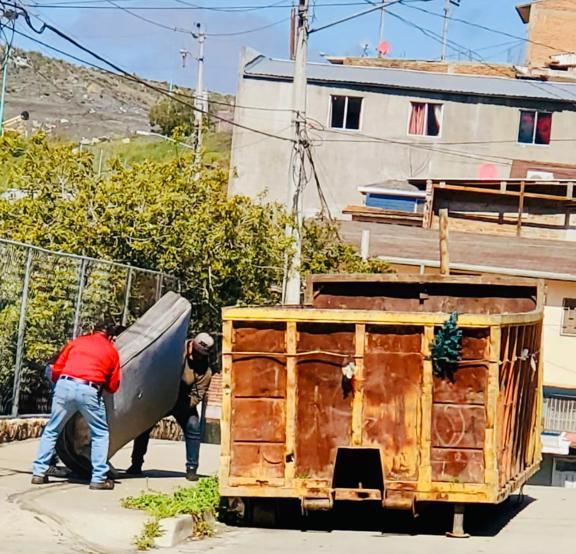 REALIZAN BRIGADA DE RECOLECCIÓN DE BASURA VOLUMINOSA EN PARQUE DE ...