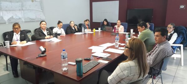 CAPACITAN A PERSONAL DE CENTROS DE SALUD PARA OFRECER TRATAMIENTO A ...