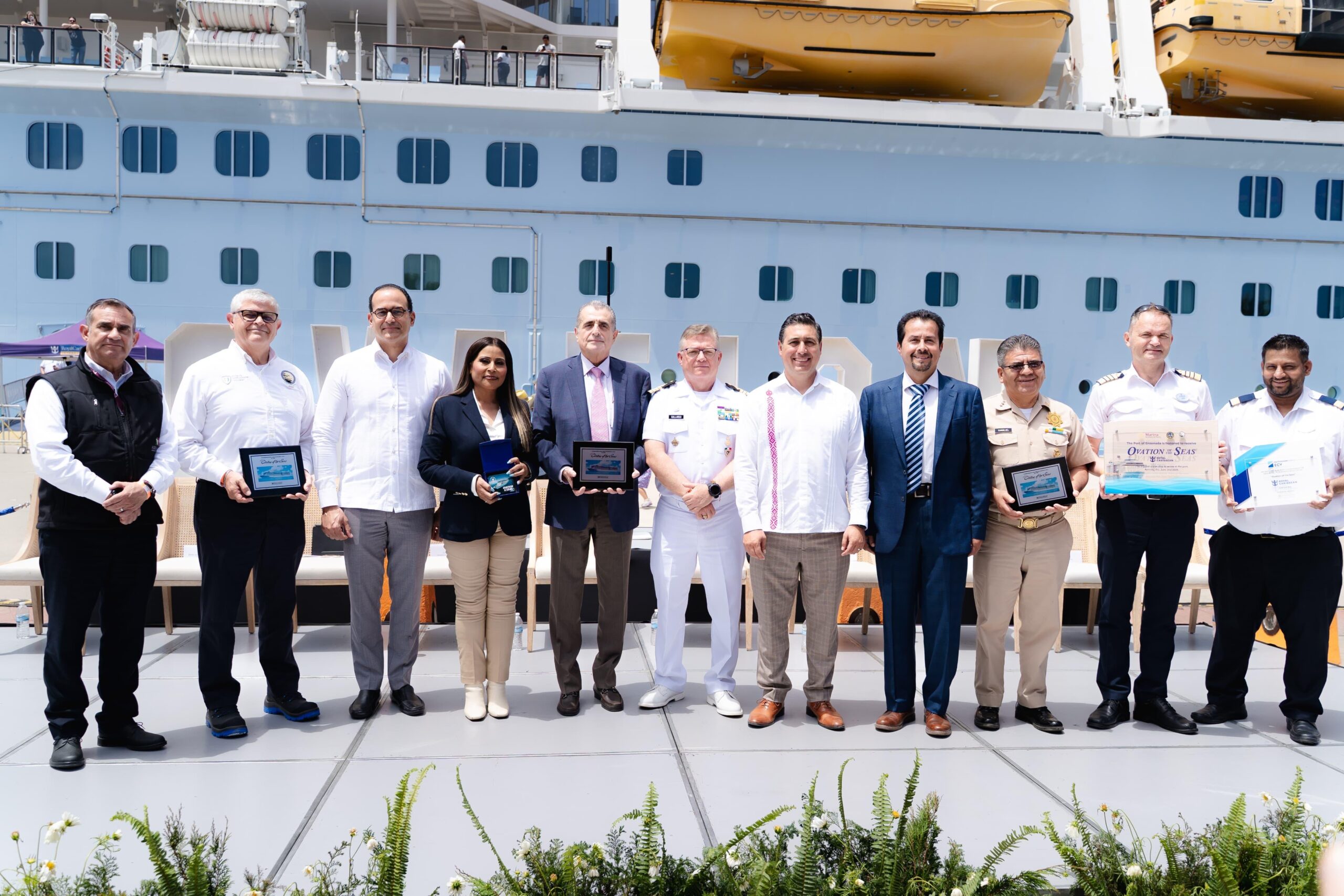RECIBE ENSENADA AL CRUCERO MÁS GRANDE EN LA HISTORIA DE BAJA CALIFORNIA ...